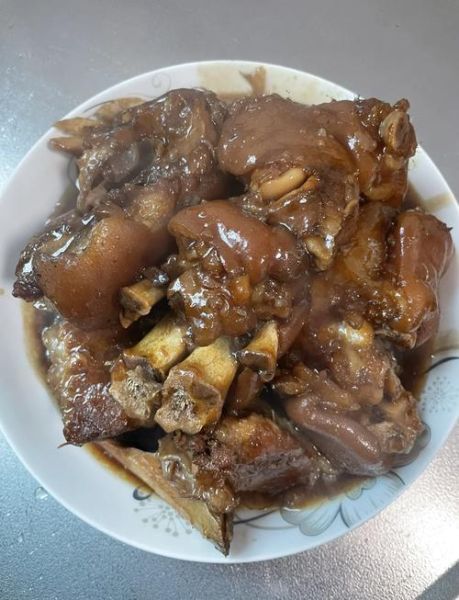 猪脚怎么炖才软糯_猪脚高压锅压多久-第1张图片-山城妙识 猪脚怎么炖才软糯_猪脚高压锅压多久-第1张图片-山城妙识