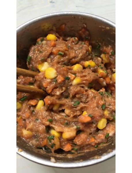 虾仁猪肉饺子馅怎么调_虾仁猪肉饺子馅的做法-第2张图片-山城妙识 虾仁猪肉饺子馅怎么调_虾仁猪肉饺子馅的做法-第2张图片-山城妙识