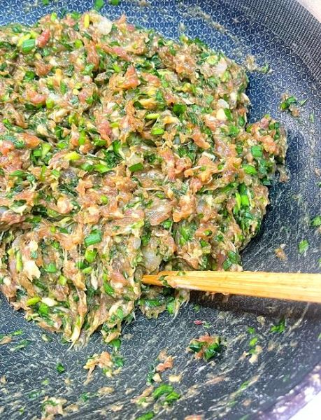 虾仁猪肉饺子馅怎么调_虾仁猪肉饺子馅的做法-第3张图片-山城妙识 虾仁猪肉饺子馅怎么调_虾仁猪肉饺子馅的做法-第3张图片-山城妙识