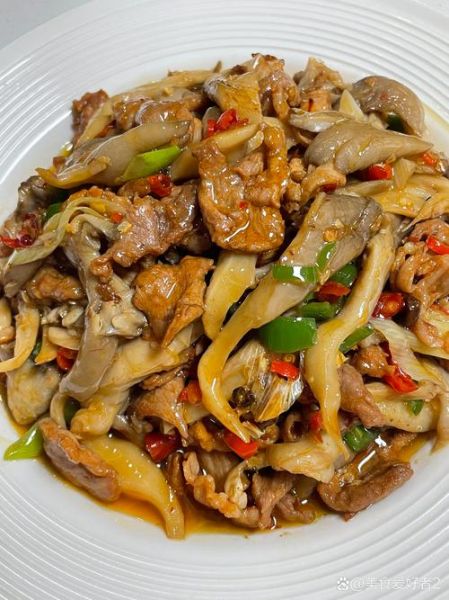 平菇炒肉怎么做_平菇炒肉的家常做法-第2张图片-山城妙识 平菇炒肉怎么做_平菇炒肉的家常做法-第2张图片-山城妙识
