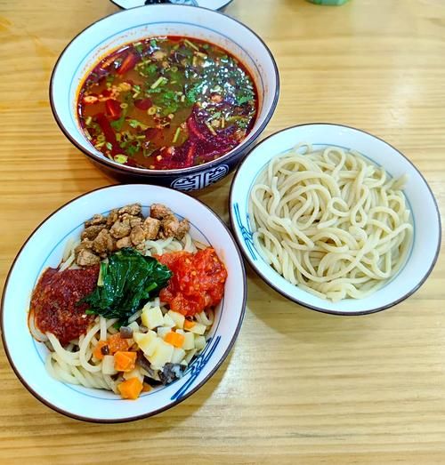 正宗饸饹面怎么做_饸饹面用什么面粉-第1张图片-山城妙识