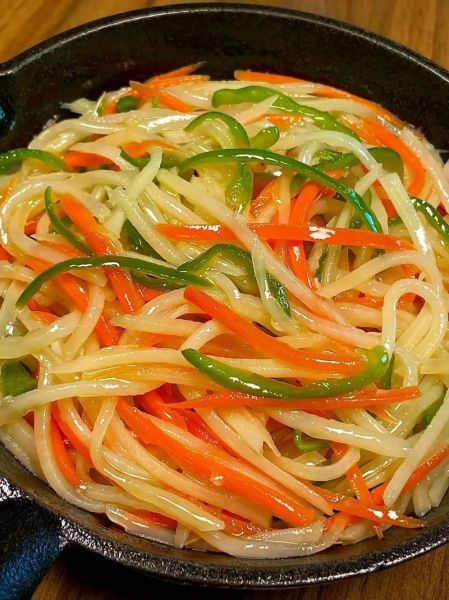 炒三丝的家常做法_炒三丝用什么食材-第1张图片-山城妙识 炒三丝的家常做法_炒三丝用什么食材-第1张图片-山城妙识