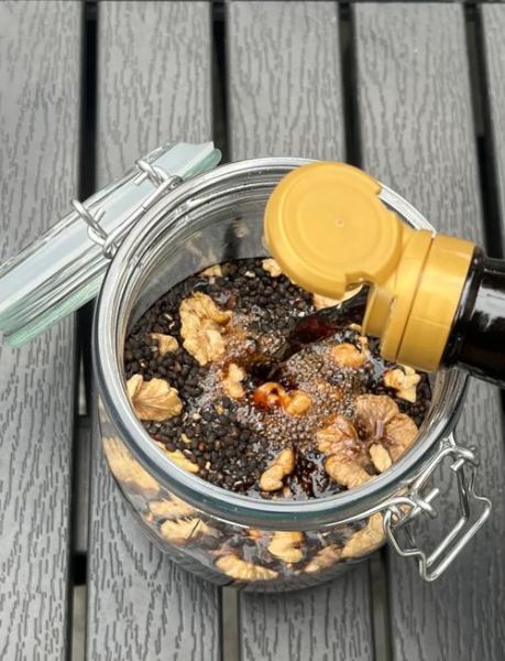 陈醋泡黑豆的正确做法_陈醋泡黑豆的功效与禁忌-第3张图片-山城妙识 陈醋泡黑豆的正确做法_陈醋泡黑豆的功效与禁忌-第3张图片-山城妙识