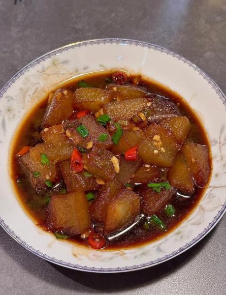 红烧冬瓜怎么做_红烧冬瓜的家常做法-第1张图片-山城妙识 红烧冬瓜怎么做_红烧冬瓜的家常做法-第1张图片-山城妙识