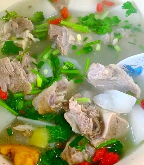 家常炖羊肉的做法_如何去除膻味-第2张图片-山城妙识 家常炖羊肉的做法_如何去除膻味-第2张图片-山城妙识