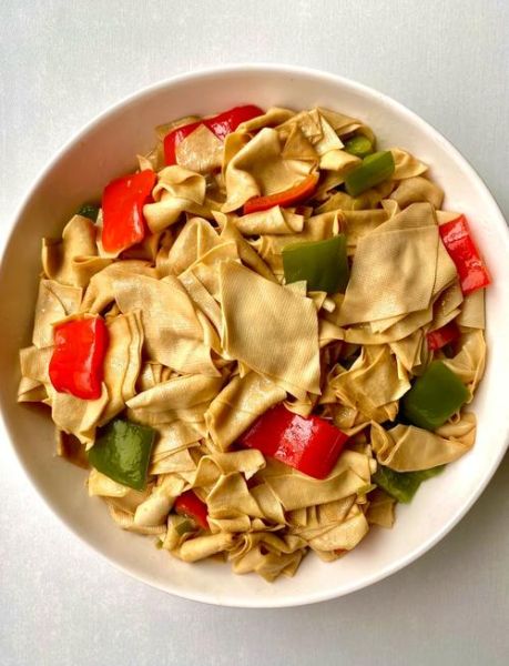 尖椒豆腐皮怎么炒好吃_尖椒豆腐皮的家常做法-第3张图片-山城妙识 尖椒豆腐皮怎么炒好吃_尖椒豆腐皮的家常做法-第3张图片-山城妙识