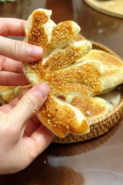 油酥烧饼的做法及配方_油酥烧饼怎么做才酥-第3张图片-山城妙识