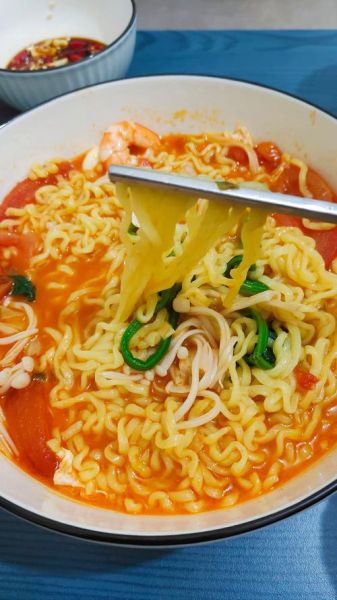 泡面怎么煮好吃_泡面的正确做法-第3张图片-山城妙识 泡面怎么煮好吃_泡面的正确做法-第3张图片-山城妙识