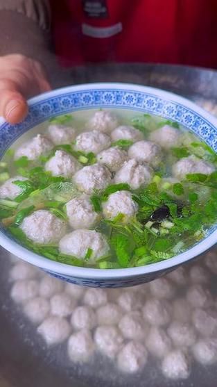 清汆丸子怎么做_清汆丸子家常做法-第3张图片-山城妙识 清汆丸子怎么做_清汆丸子家常做法-第3张图片-山城妙识