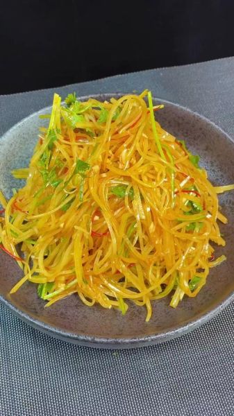 清炒土豆丝怎么做_土豆丝怎么炒才脆-第2张图片-山城妙识 清炒土豆丝怎么做_土豆丝怎么炒才脆-第2张图片-山城妙识