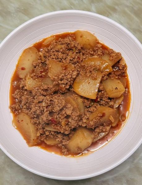 萝卜烧肉怎么做好吃_萝卜烧肉的家常做法-第2张图片-山城妙识