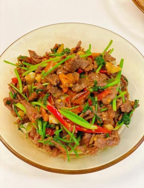 小炒黄牛肉怎么炒才嫩_家常做法步骤-第1张图片-山城妙识 小炒黄牛肉怎么炒才嫩_家常做法步骤-第1张图片-山城妙识