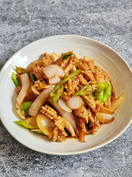 鱿鱼花怎么炒_家常鱿鱼花做法大全-第1张图片-山城妙识