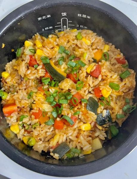 电饭煲腊肠饭怎么做_腊肠饭水和米的比例是多少-第3张图片-山城妙识