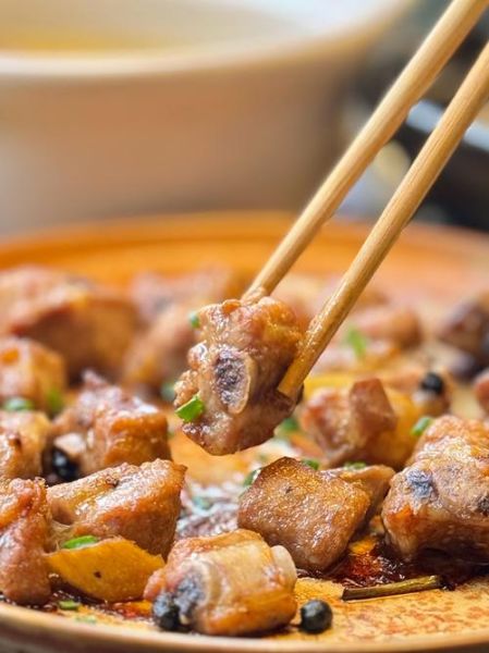 干烧排骨怎么做_干烧排骨的家常做法-第1张图片-山城妙识