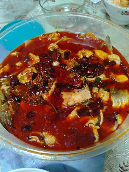 老碗鱼怎么做_老碗鱼正宗做法步骤-第2张图片-山城妙识 老碗鱼怎么做_老碗鱼正宗做法步骤-第2张图片-山城妙识