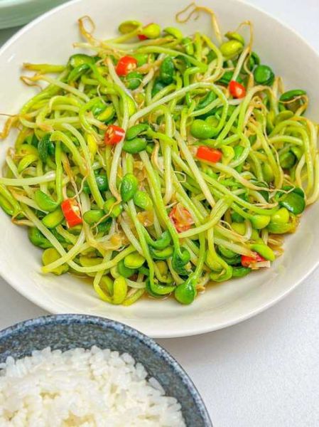 炒黄豆芽怎么炒好吃_家常做法步骤-第3张图片-山城妙识