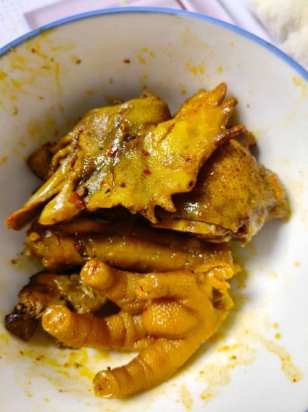 鸡头怎么做好吃_鸡头处理干净的方法-第3张图片-山城妙识