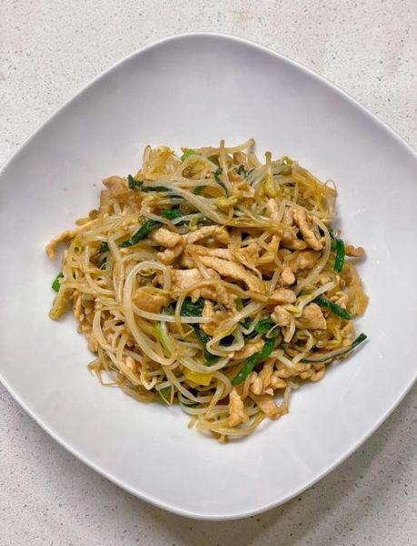 绿豆芽炒肉怎么做_绿豆芽炒肉的家常做法-第1张图片-山城妙识 绿豆芽炒肉怎么做_绿豆芽炒肉的家常做法-第1张图片-山城妙识