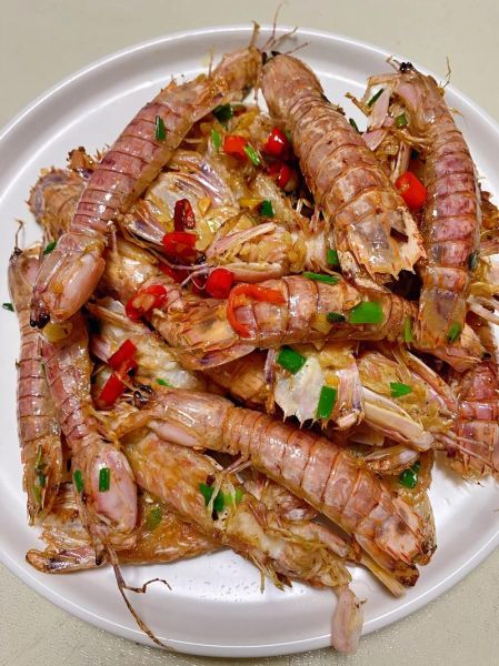 椒盐皮皮虾怎么做_椒盐皮皮虾家常做法-第1张图片-山城妙识