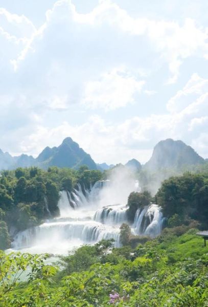 崇左旅游景点有哪些_德天瀑布怎么去最方便-第1张图片-山城妙识