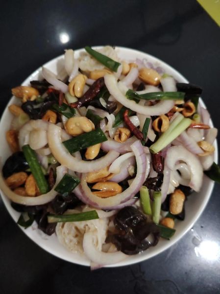 拌洋葱怎么做好吃_家常拌洋葱的做法-第2张图片-山城妙识