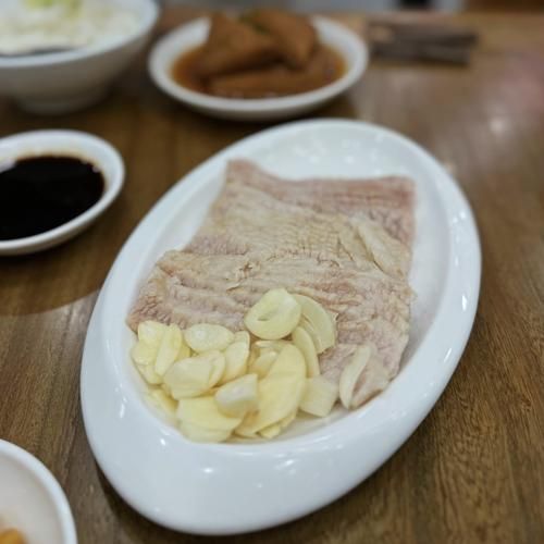 白切肉怎么做才嫩_白切肉煮多久最佳-第2张图片-山城妙识