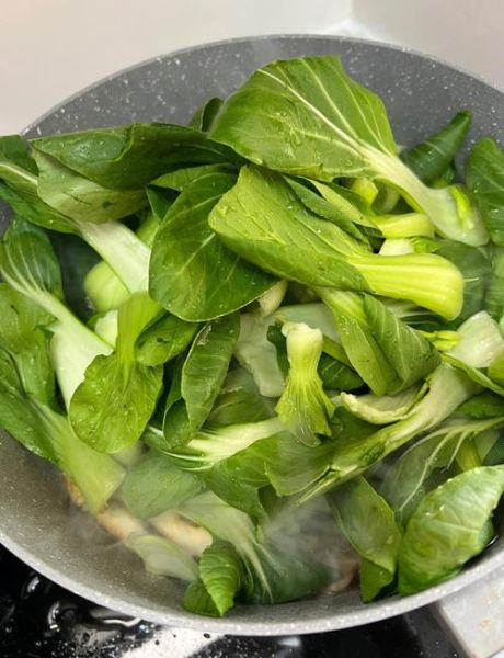 香菇炒油菜怎么炒好吃_香菇炒油菜家常做法-第2张图片-山城妙识