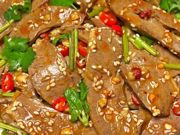 猪心怎么炒好吃_猪心去腥焯水还是腌制-第3张图片-山城妙识