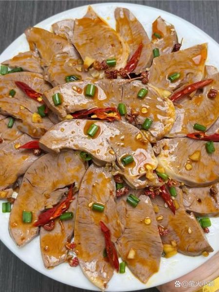 猪心怎么炒好吃_猪心去腥焯水还是腌制-第2张图片-山城妙识