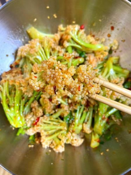 凉拌菜花怎么做_凉拌菜花焯水几分钟-第1张图片-山城妙识