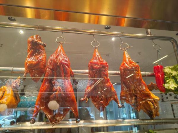 烧鸭怎么做好吃_正宗烧鸭的做法步骤-第1张图片-山城妙识