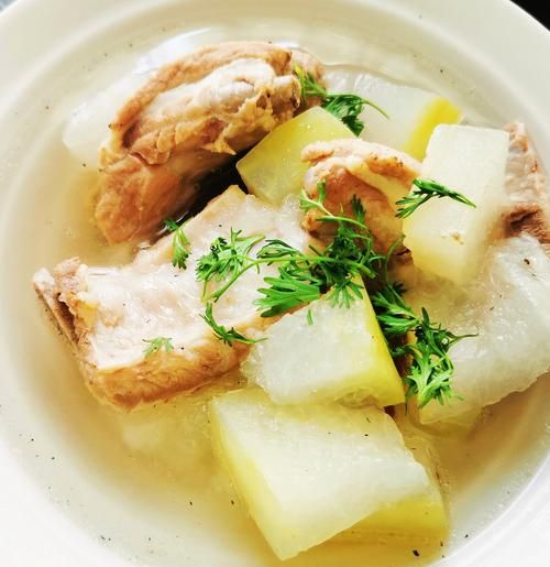 排骨冬瓜怎么做好吃_排骨冬瓜汤最简单的做法-第2张图片-山城妙识