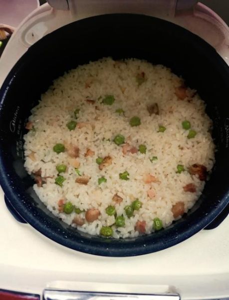 糯米饭的家常做法_电饭煲做糯米饭怎么不粘锅-第1张图片-山城妙识