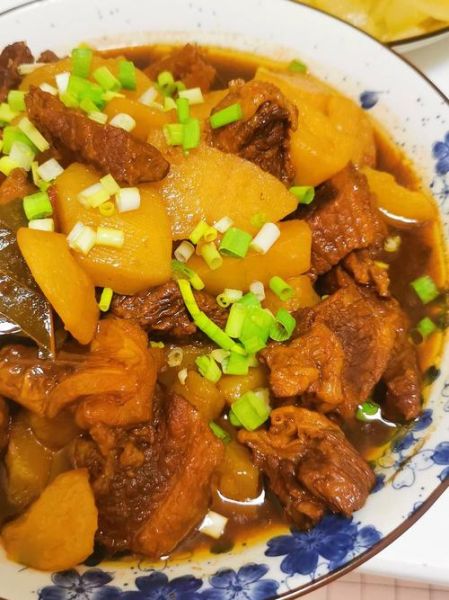 牛肉怎么炖才嫩_家常牛肉做法-第3张图片-山城妙识