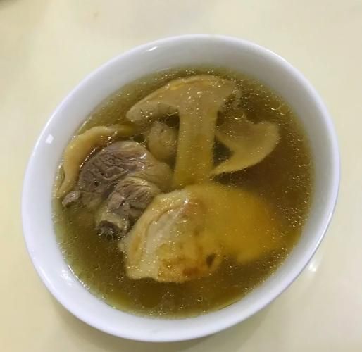 松茸怎么做好吃_松茸炖汤做法-第3张图片-山城妙识 松茸怎么做好吃_松茸炖汤做法-第3张图片-山城妙识