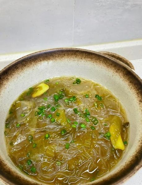 酸菜粉丝汤怎么做_酸菜粉丝汤的家常做法-第3张图片-山城妙识