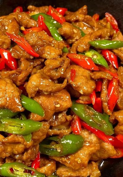 辣椒炒肉怎么炒好吃_家常辣椒炒肉做法步骤-第3张图片-山城妙识