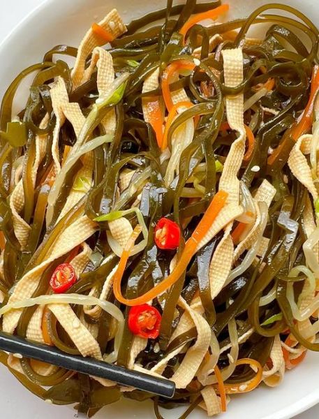 海带丝怎么炒好吃_家常凉拌海带丝做法-第2张图片-山城妙识