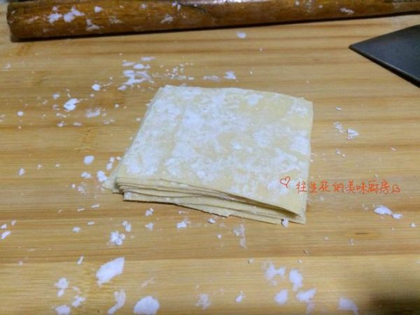 馄饨皮怎么和面_馄饨皮用什么面粉-第1张图片-山城妙识