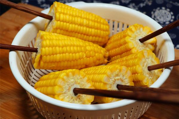玉米怎么煮才好吃_玉米的家常做法大全-第2张图片-山城妙识