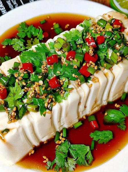 凉拌内酯豆腐怎么做_内酯豆腐凉拌要不要焯水-第1张图片-山城妙识