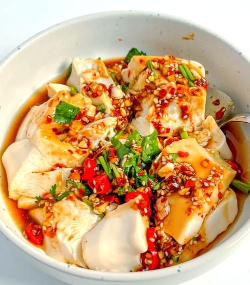 凉拌内酯豆腐怎么做_内酯豆腐凉拌要不要焯水-第2张图片-山城妙识