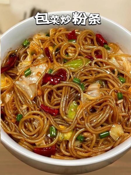 包菜炒粉条怎么炒不粘锅_包菜炒粉条的家常做法-第3张图片-山城妙识