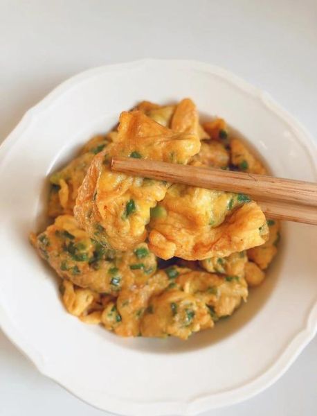 香亭炒鸡蛋怎么做_香亭炒鸡蛋正宗做法-第1张图片-山城妙识