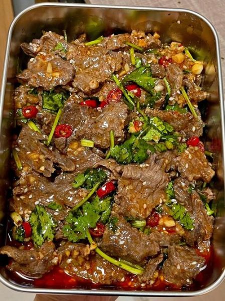 凉拌牛肉怎么做_凉拌牛肉的家常做法-第1张图片-山城妙识 凉拌牛肉怎么做_凉拌牛肉的家常做法-第1张图片-山城妙识