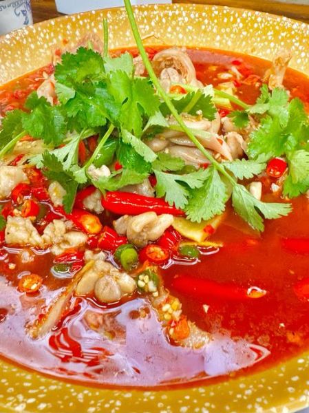 自贡鲜锅兔怎么做才正宗_自贡鲜锅兔正宗做法-第2张图片-山城妙识