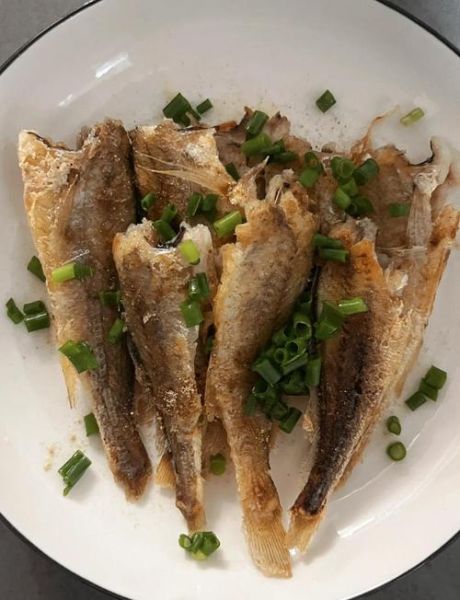 煎黄花鱼怎么做不腥_煎黄花鱼用什么火候-第2张图片-山城妙识