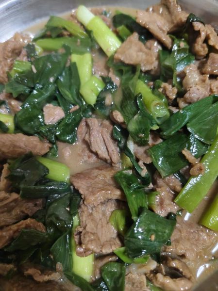 葱爆牛肉怎么做_牛肉炒多久才嫩-第2张图片-山城妙识