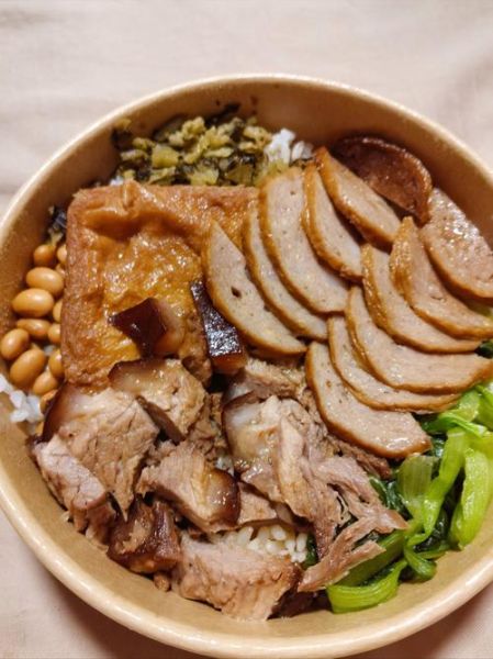 猪脚饭怎么做_正宗广式猪脚饭配方-第1张图片-山城妙识 猪脚饭怎么做_正宗广式猪脚饭配方-第1张图片-山城妙识